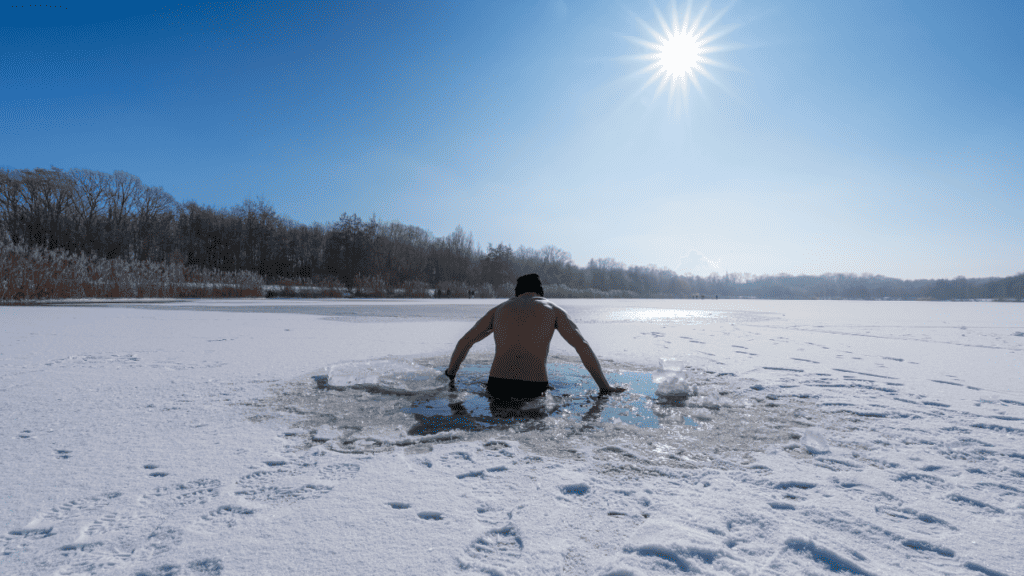 A Quick Guide to Finding The Ideal Ice Bath Temperature - Recovatech